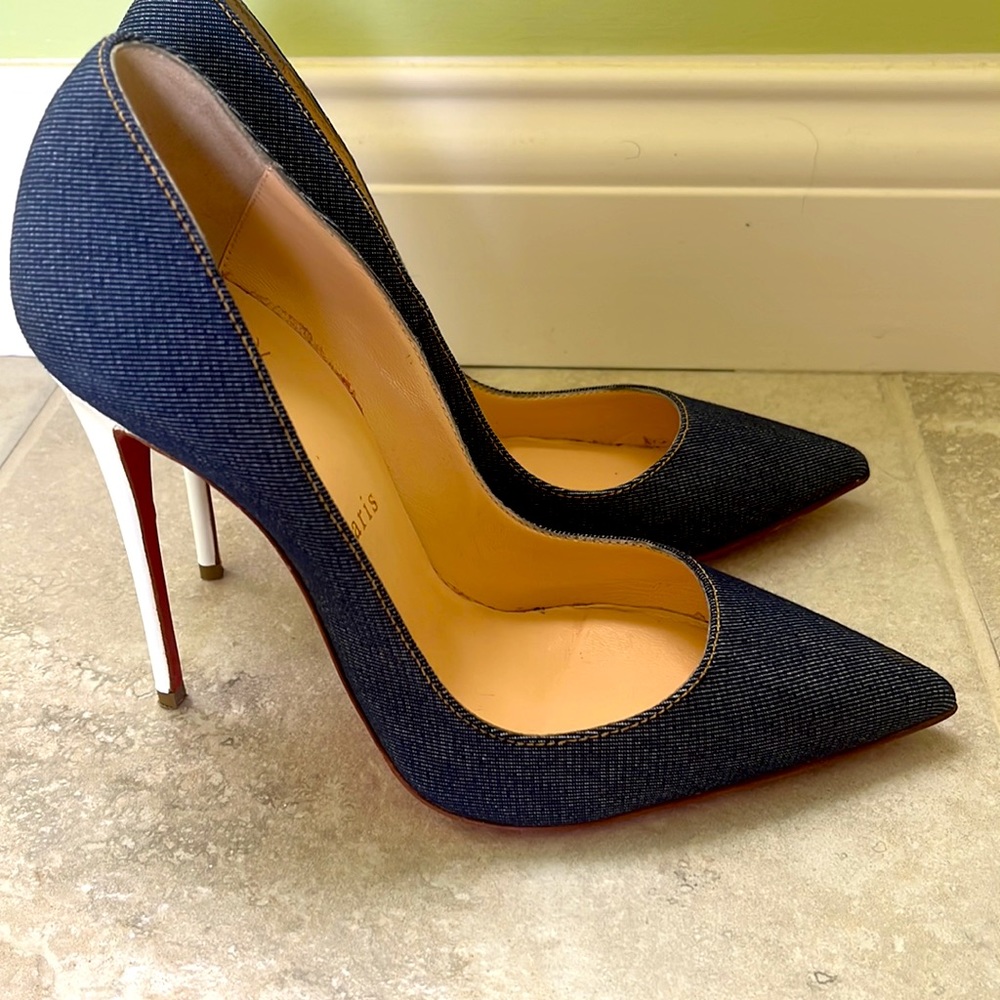 Christian Louboutin So Kate Denim Pumps - Gem